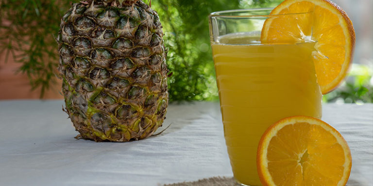 25 Homemade Detox Drinks, Smoothies & Bowls - Naturesupplies